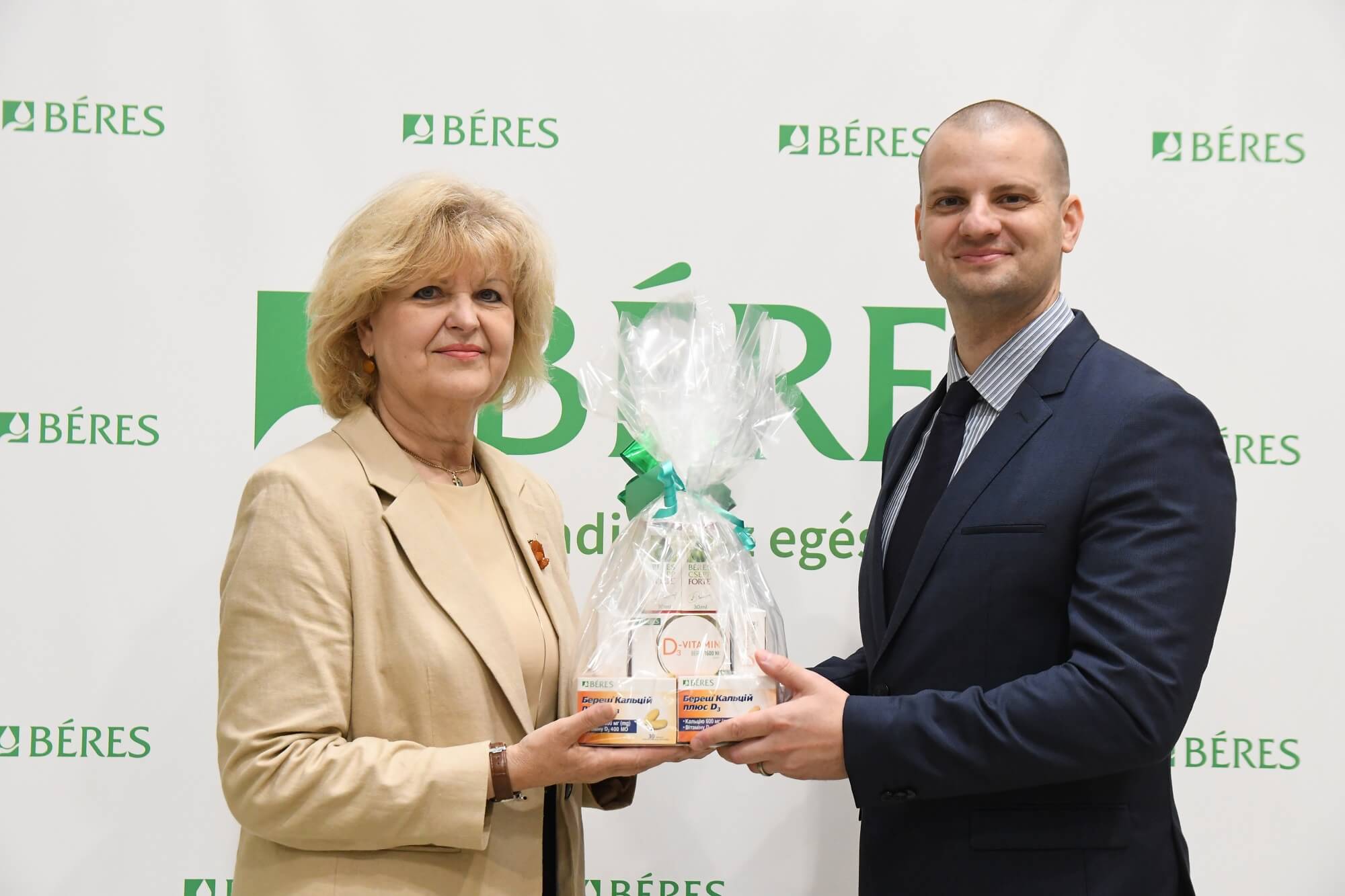 Újabb nagy értékű termékadományt juttatott el a Béres Alapítvány az ...